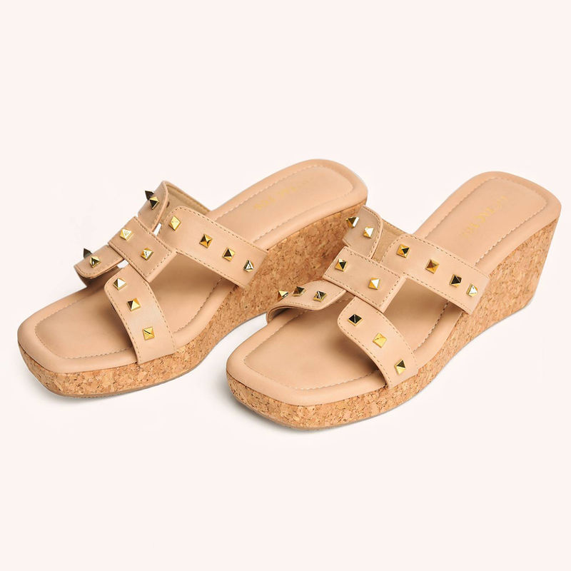Buy Tic Tac Toe Beige Studs Plain Wedges Online