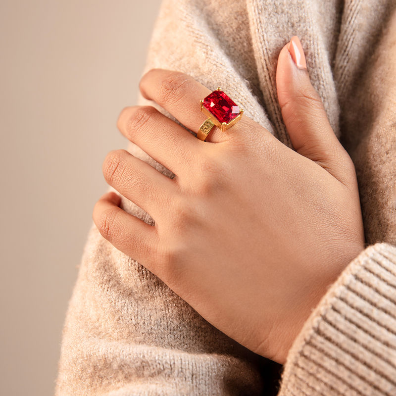 Buy Pipa Bella by Nykaa Fashion Red Square Crystal Bling Ring (Red) Online