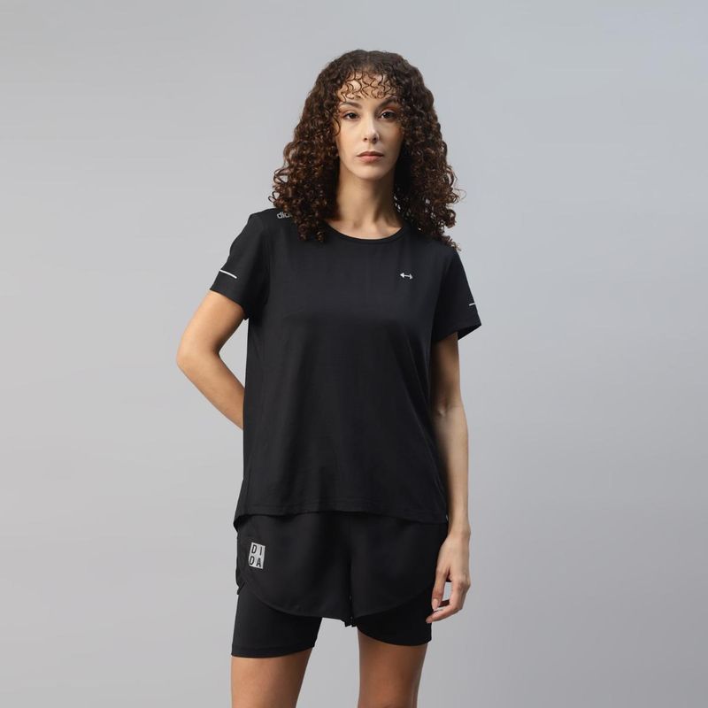 Buy Dida Black Stretchable Back Slit T-Shirt Online