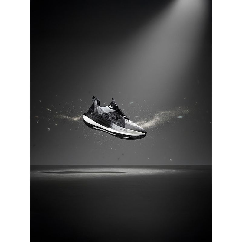 Buy Yoho Men Black Catapult with CarbonBurst Walking Shoes Online