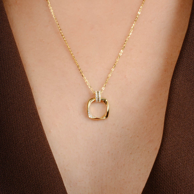 Buy METALM Rose gold Square Pendant Necklace Online