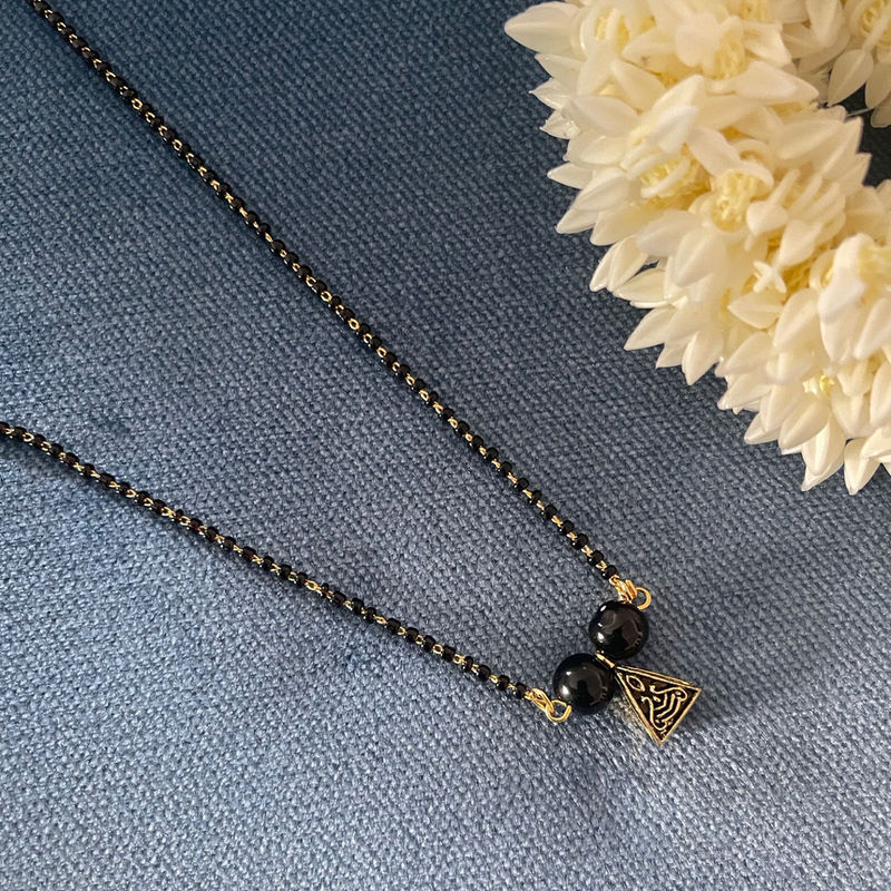 Buy Digital Dress Room Black Fancy Triangle Shape Pendant Mangalsutra ...