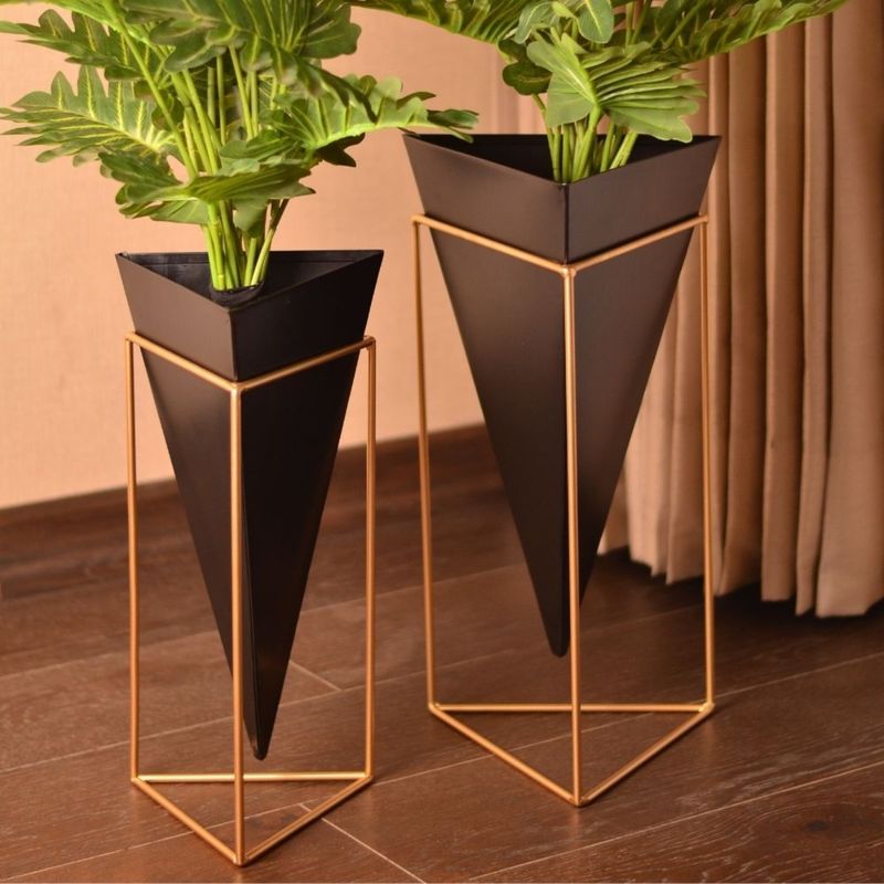 Buy Cinch Home Amore Gold & Black Triangular Planters Online