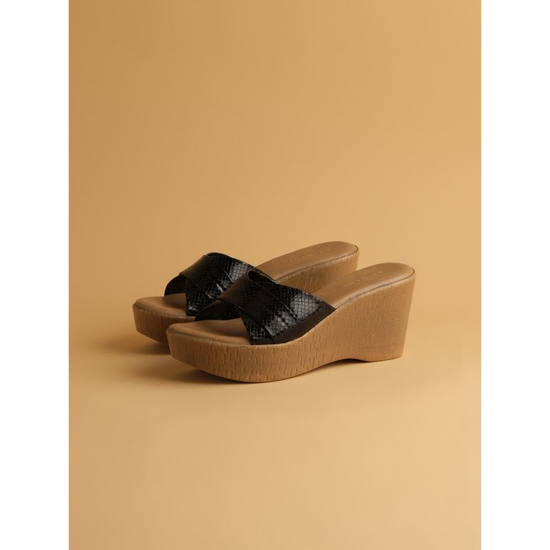 Buy Eridani Womens Alisha Solid Black Wedges Online