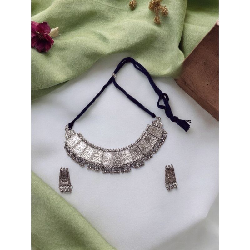 Buy Niska Modest Oxidized Necklace and Earrings (Set of 2) Online