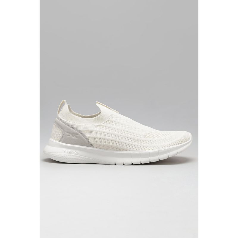 Buy Reebok ASTRO FOAM + WKL FLAUNT Men White Walking Shoes Online