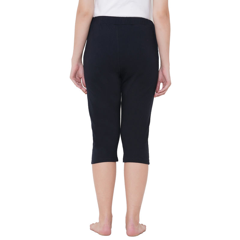 Sweet Dreams Women Solid Cotton Rich Navy Capri Navy Blue: Buy Sweet ...