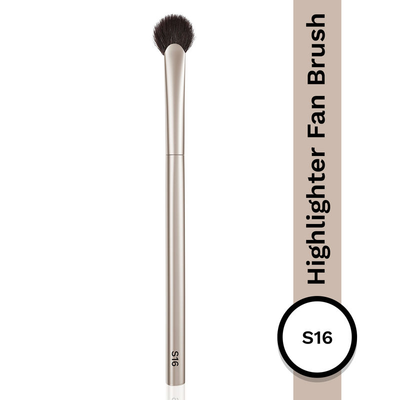 Buy PAC S16 Highlighter Fan Brush Online