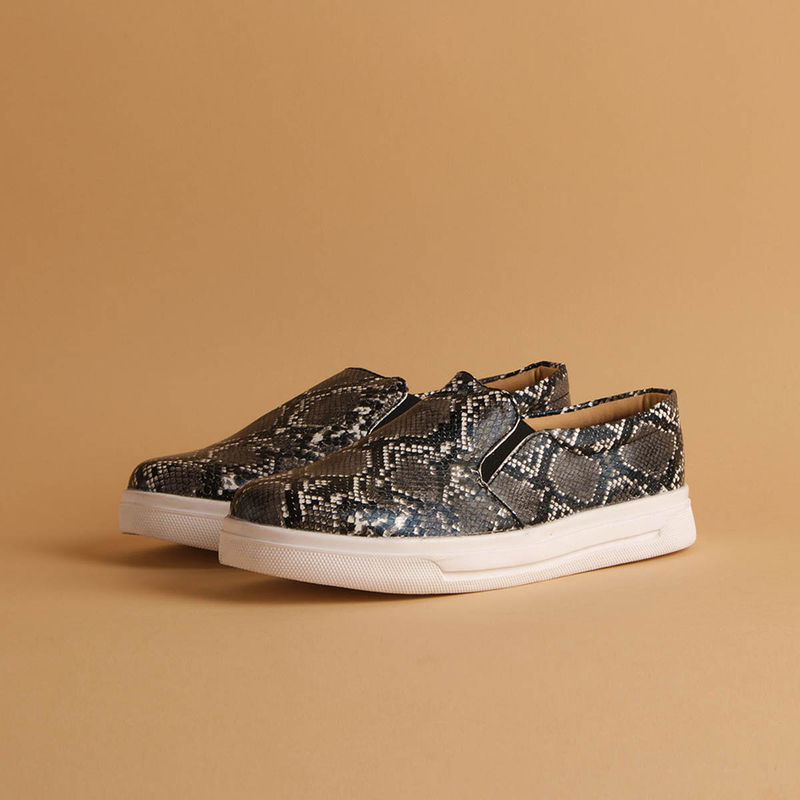 Buy Eridani Animal Print Black Azelia Shoes Online