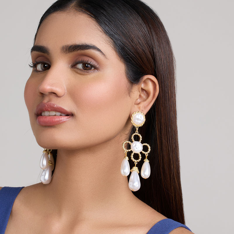 Buy Pipa Bella by Nykaa Fashion Gold and White Pearl Vintage Drop ...