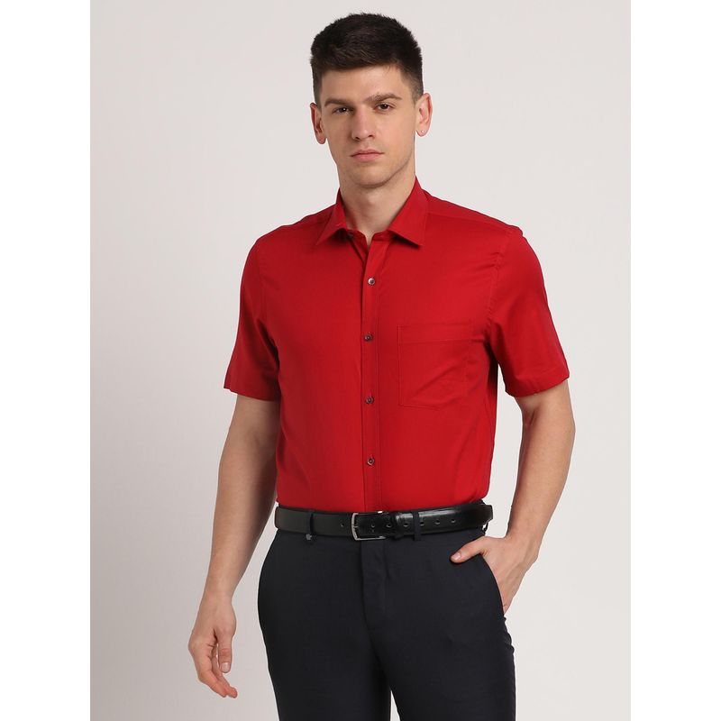 Buy Turtle Men Cotton Regular Red Solid Half Sleeve Formal Shirt Online