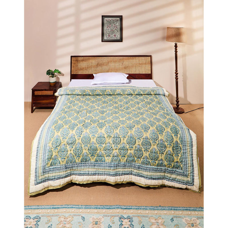 Buy Fabindia Green Cotton Printed Quilt (Single) Online