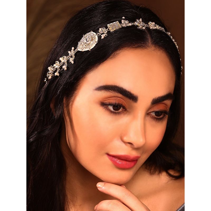 Buy Priyaasi Ethnic Geometric Design Kundan Simple Gold Plated Matha ...