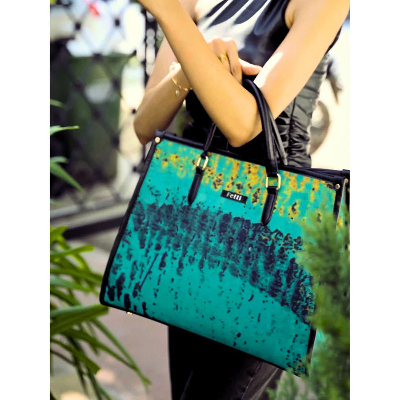 Buy FETTI Women Green Printed Handbag with Detachable Strap Online