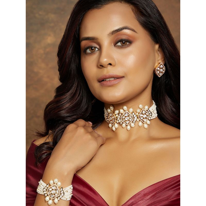 Buy Joules By Radhika Classic White Choker Set Online