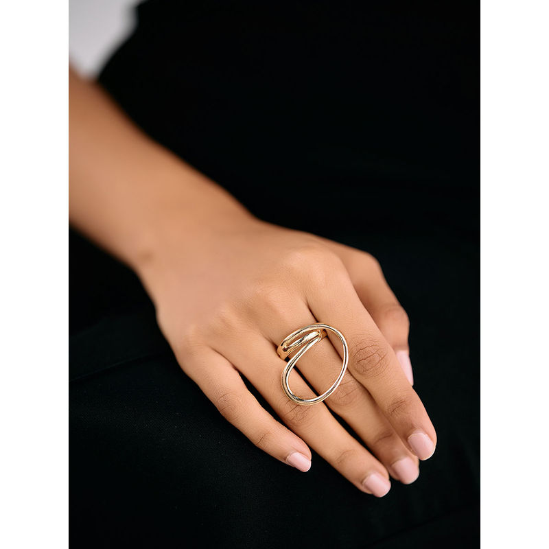 Buy Pipa Bella by Nykaa Fashion Gold Oval Oversized Abstract Adjustable Ring Online