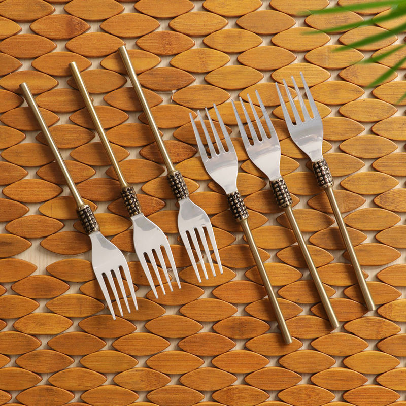 ExclusiveLane Fascinating Enigma Hand-Crafted Table Forks In Stainless ...