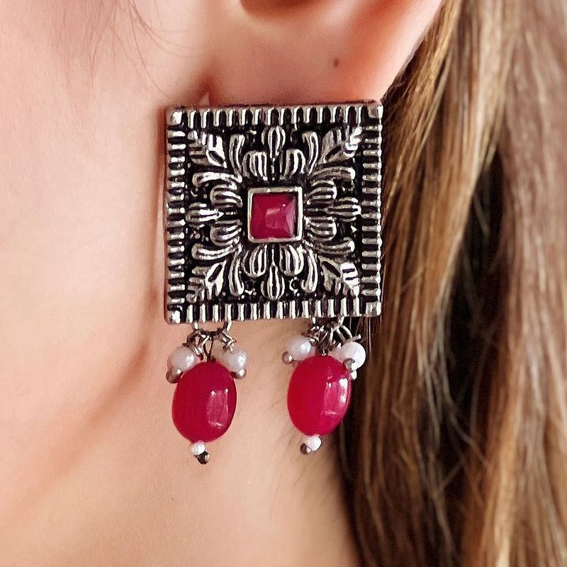 Buy Azai by Nykaa Fashion Oxidised Silver Tone Square Danglers With Red ...