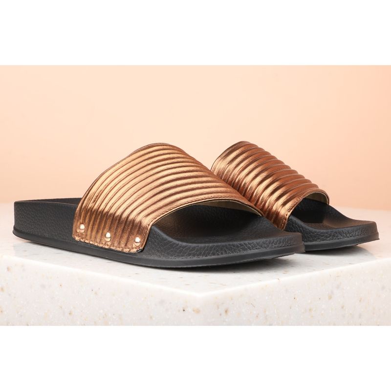 Inc.5 Solid Gold Sliders: Buy Inc.5 Solid Gold Sliders Online at Best ...