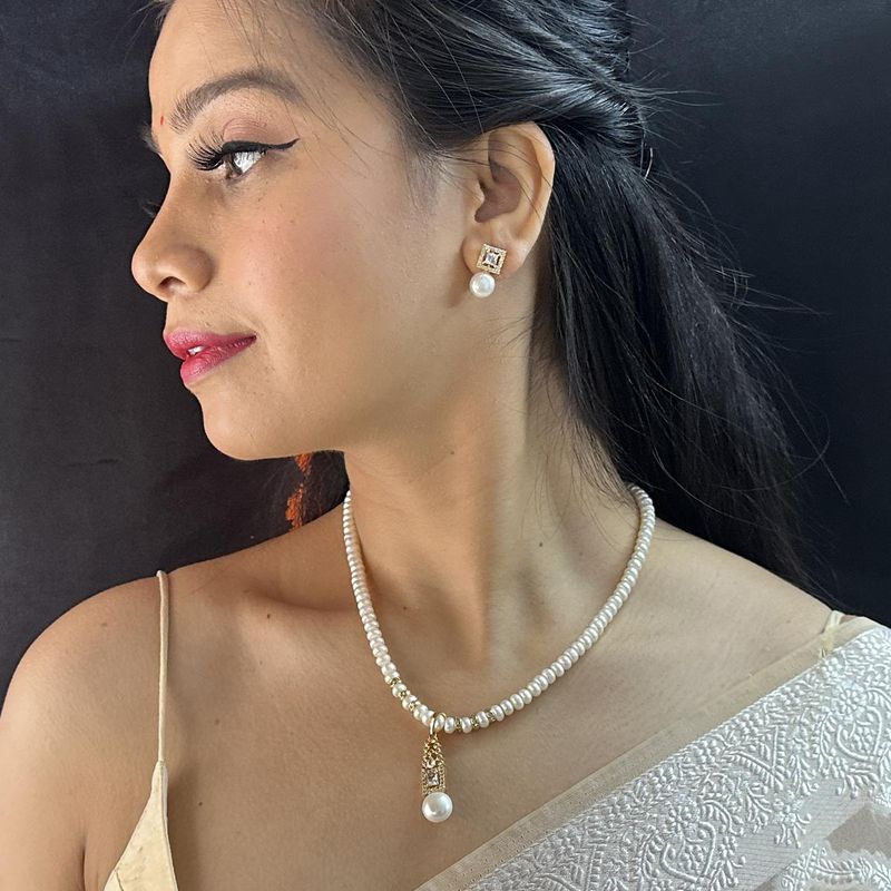 Buy Sri Jagdamba Pearls Exclusive Pearl Necklace Set Online