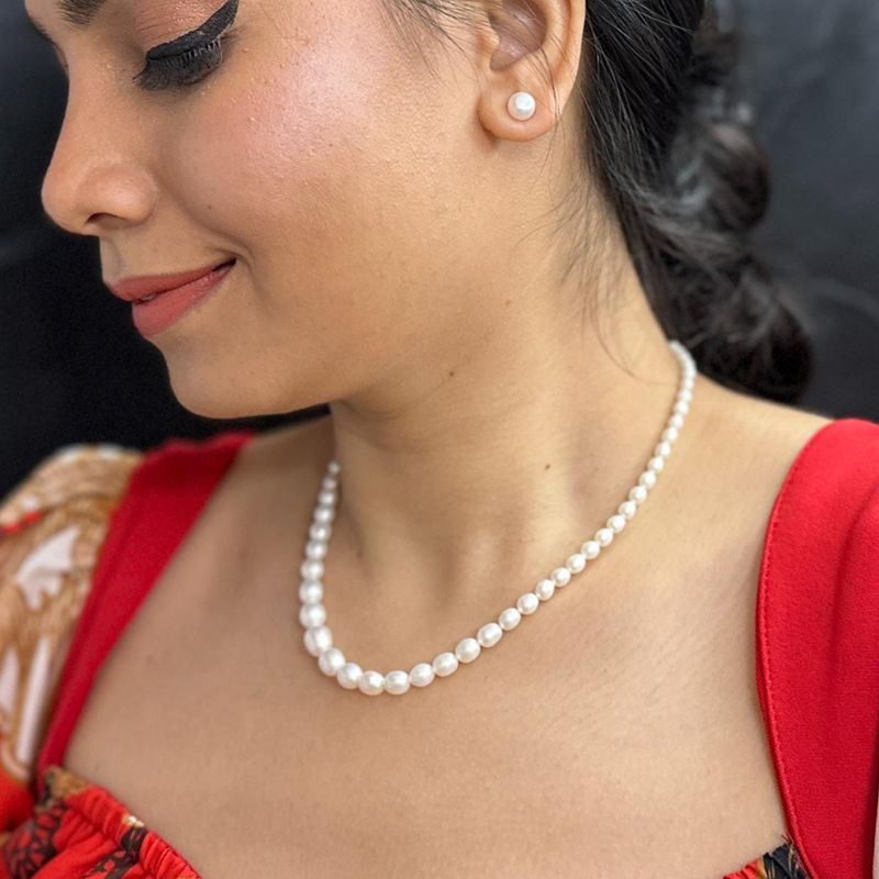 Buy Sri Jagdamba Pearls White Graded Oval Pearl Necklace Set Online