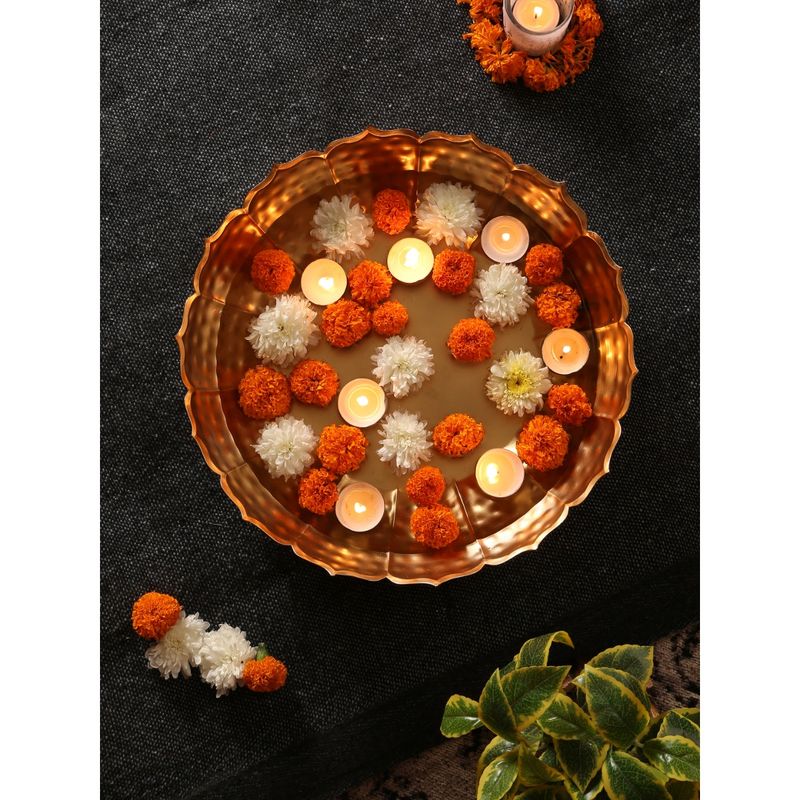 Buy Amoli Concepts Flower Shape Urli Online