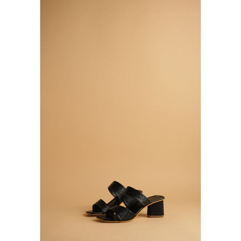 Buy Eridani Textured Black Phiroza Heels Online