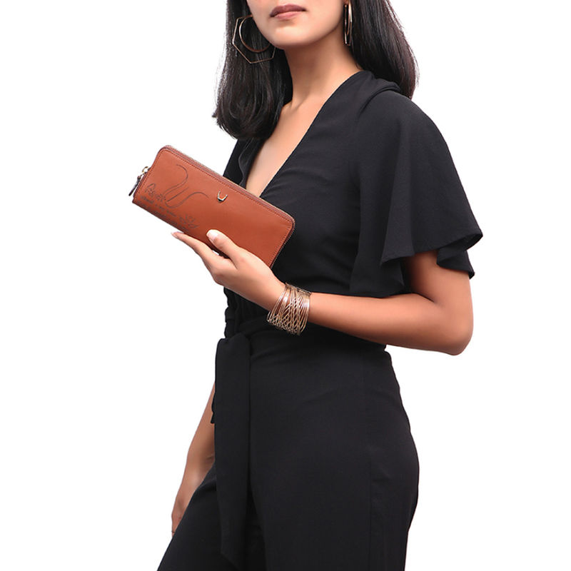 Buy Hidesign Mantra W2 (Rf) Tan Leather Women's Wallet Online