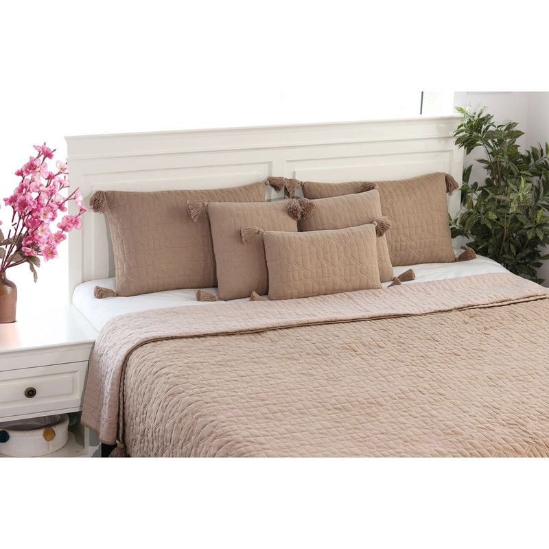 Buy PLUCHI Diamond Linked Dove Beige King Size Bed Cover with 2 Pillow ...