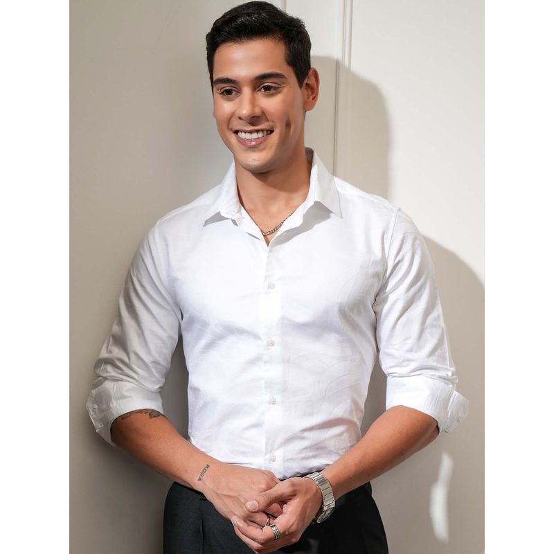 Buy LOCOMOTIVE Men White Cotton Collar Neck Formal Shirt Online