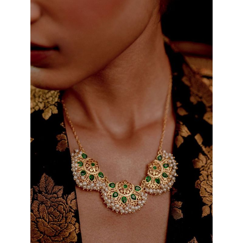 Buy ZARIIN Green White Pearls Filigree Jaali Gold Plated Necklace Online