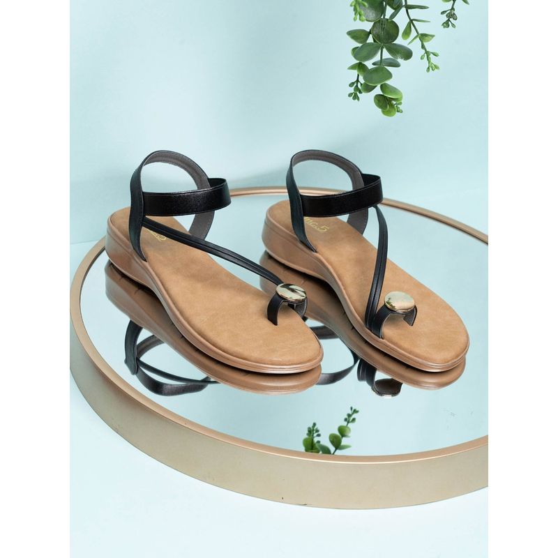 Buy Inc.5 Black Casual One Toe Sandals Online