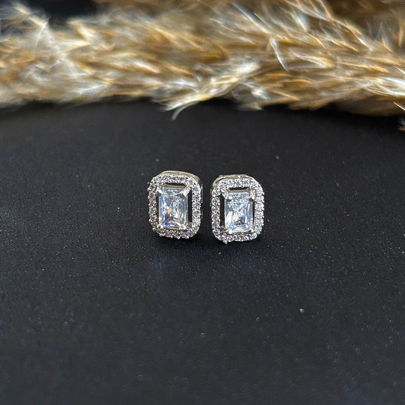 Buy Nekhi Rectangle solitaire Earrings Online