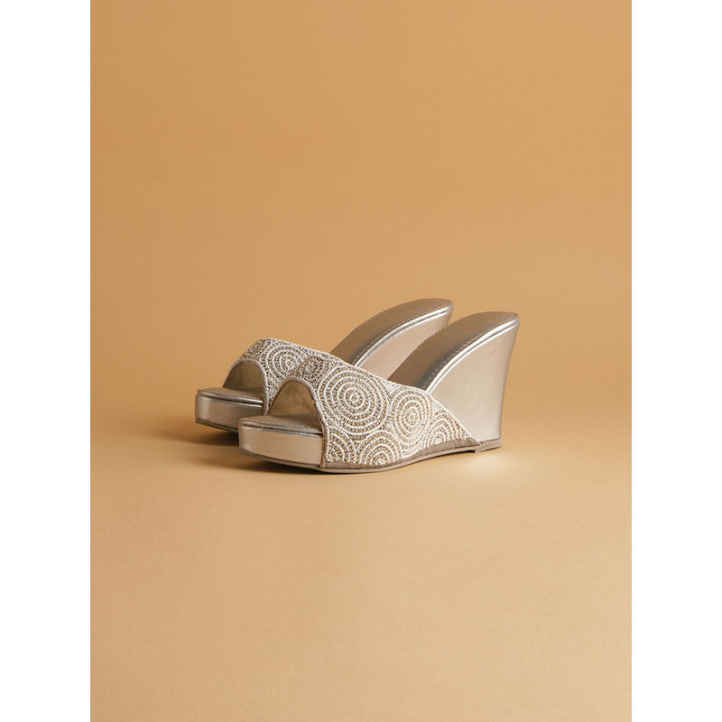 Buy Eridani Kanya Silver Wedges Online