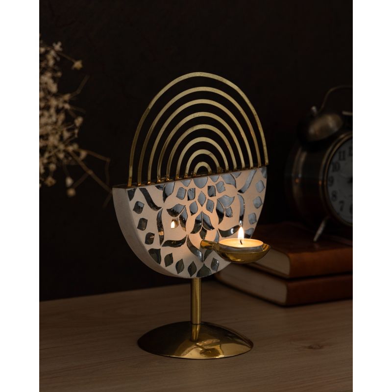 Buy Studio Ekasth Vintage Tea Light Stand Online