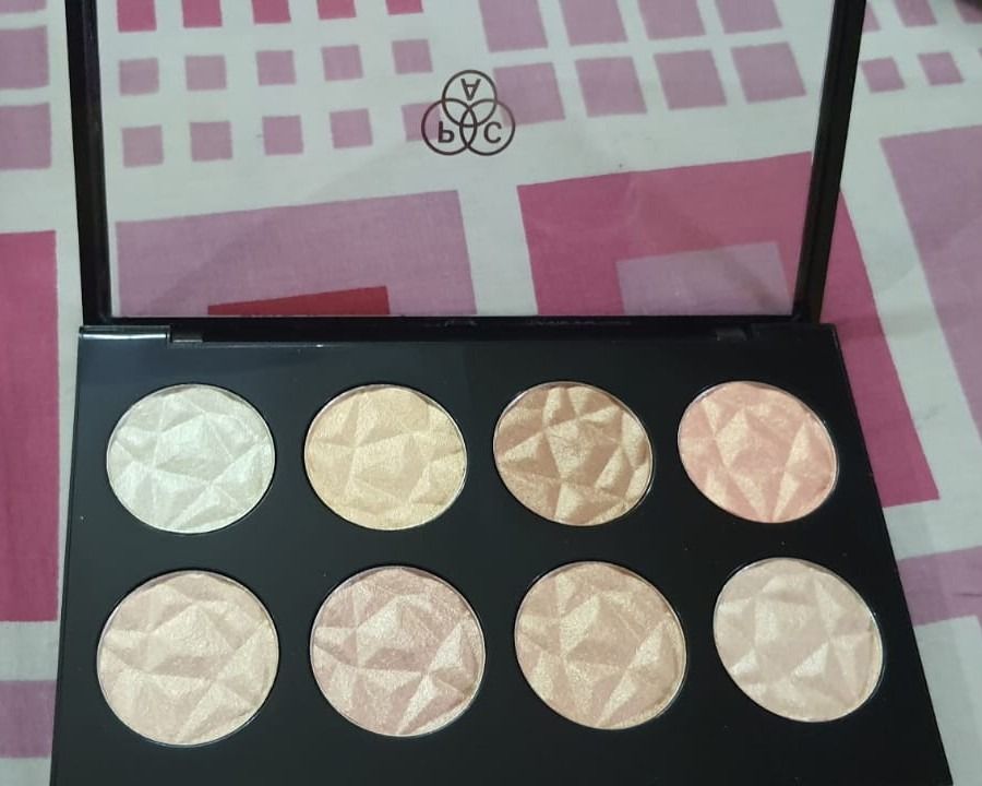 PAC Highlighter X8 - Glowing Goddess Reviews Online | Nykaa