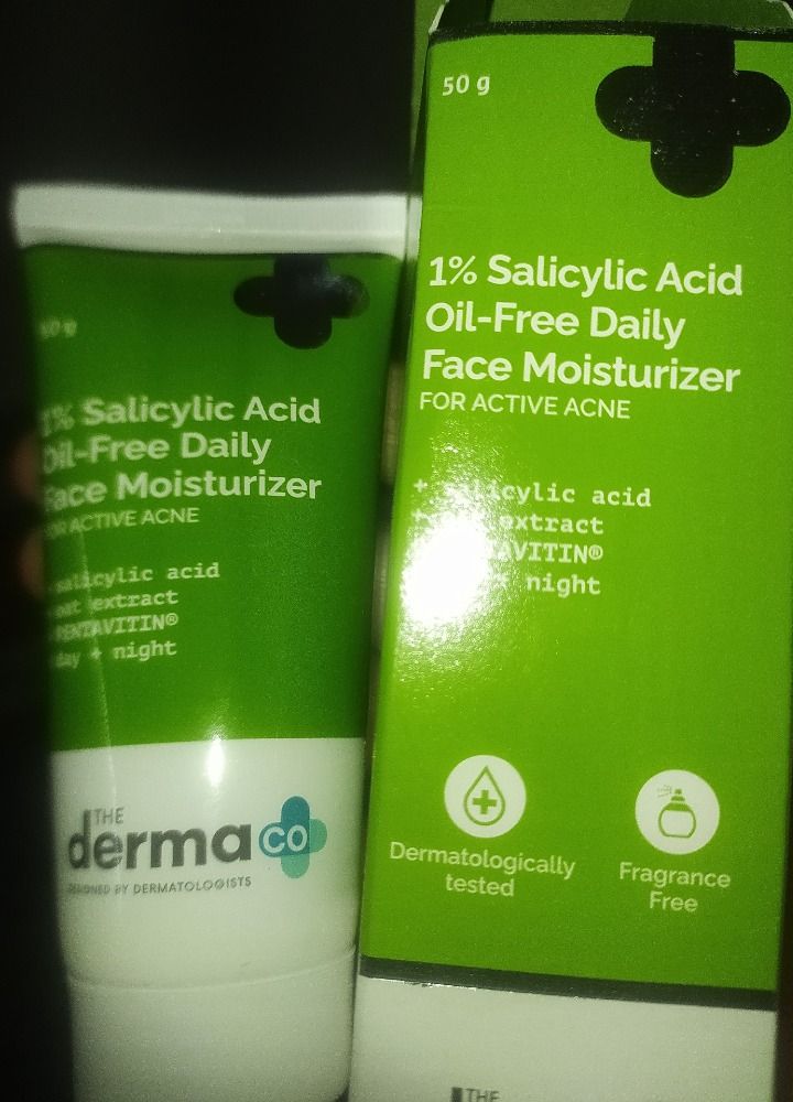 The Derma Co 1 Salicylic Acid Oil Free Moisturizer For Face With Oat