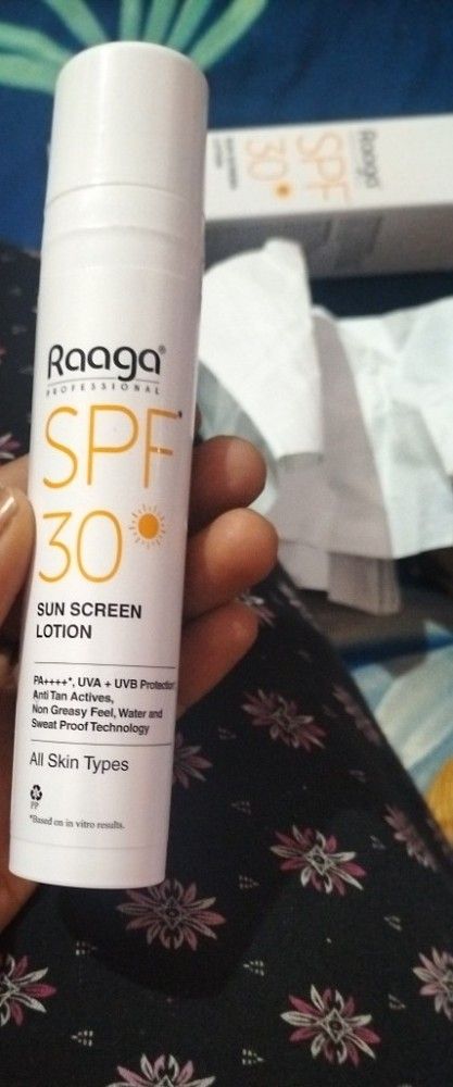 Raaga Professional Spf 30 Pa++++ Sunscreen Lotion With Uva + Uvb ...